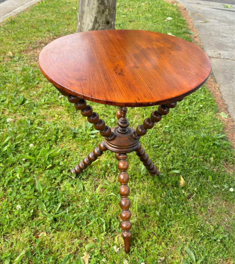 Vintage Wooden Gypsy table and bobbin legs – Big Antler